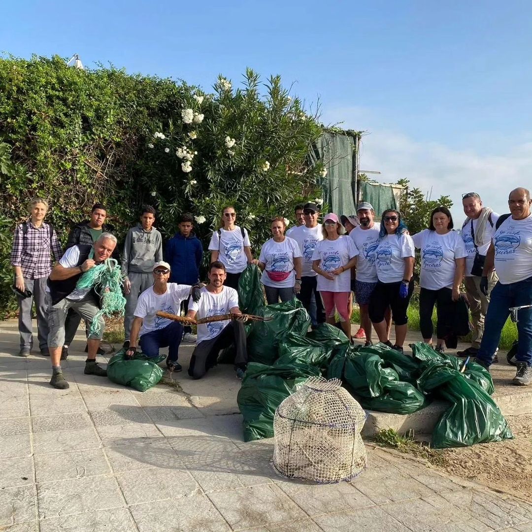 Trash Trekking 🇪🇸 | Clean Something For Nothing